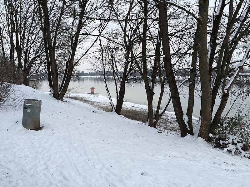 Winterimpressionen vom Fasaneriesee in München - Badeseen in Bayern