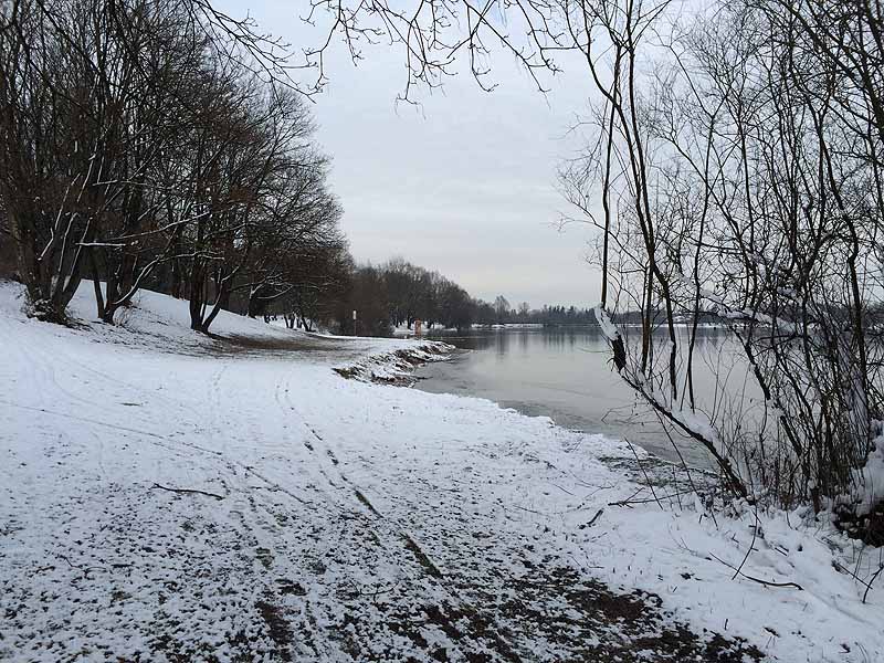 Winterimpressionen vom Fasaneriesee in München - Badeseen in Bayern